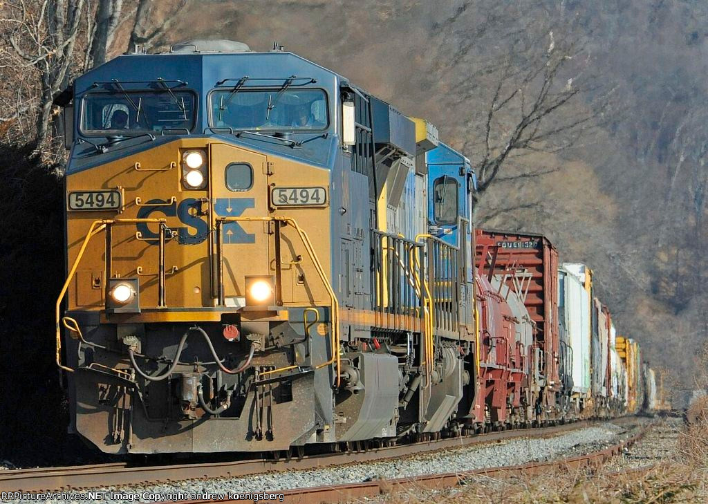 CSX GE ES44DC 5494